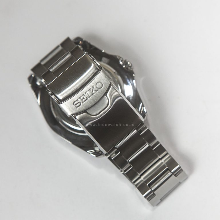 SEIKO 5 SNZF17 AUTOMATIC BLACK DIAL DIVER STAINLESS STEEL – indowatch.co.id